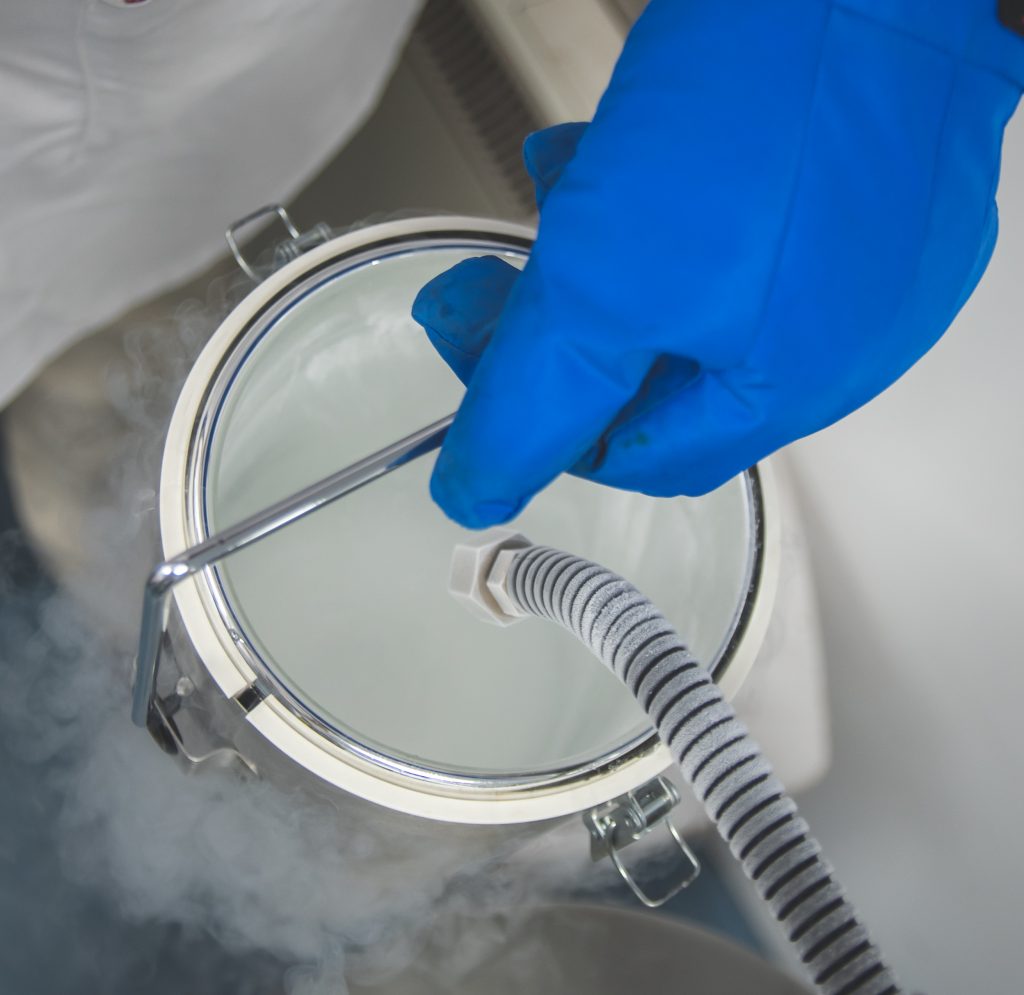 Liquid Nitrogen Dewars – Biopharma Group Cryopreservation